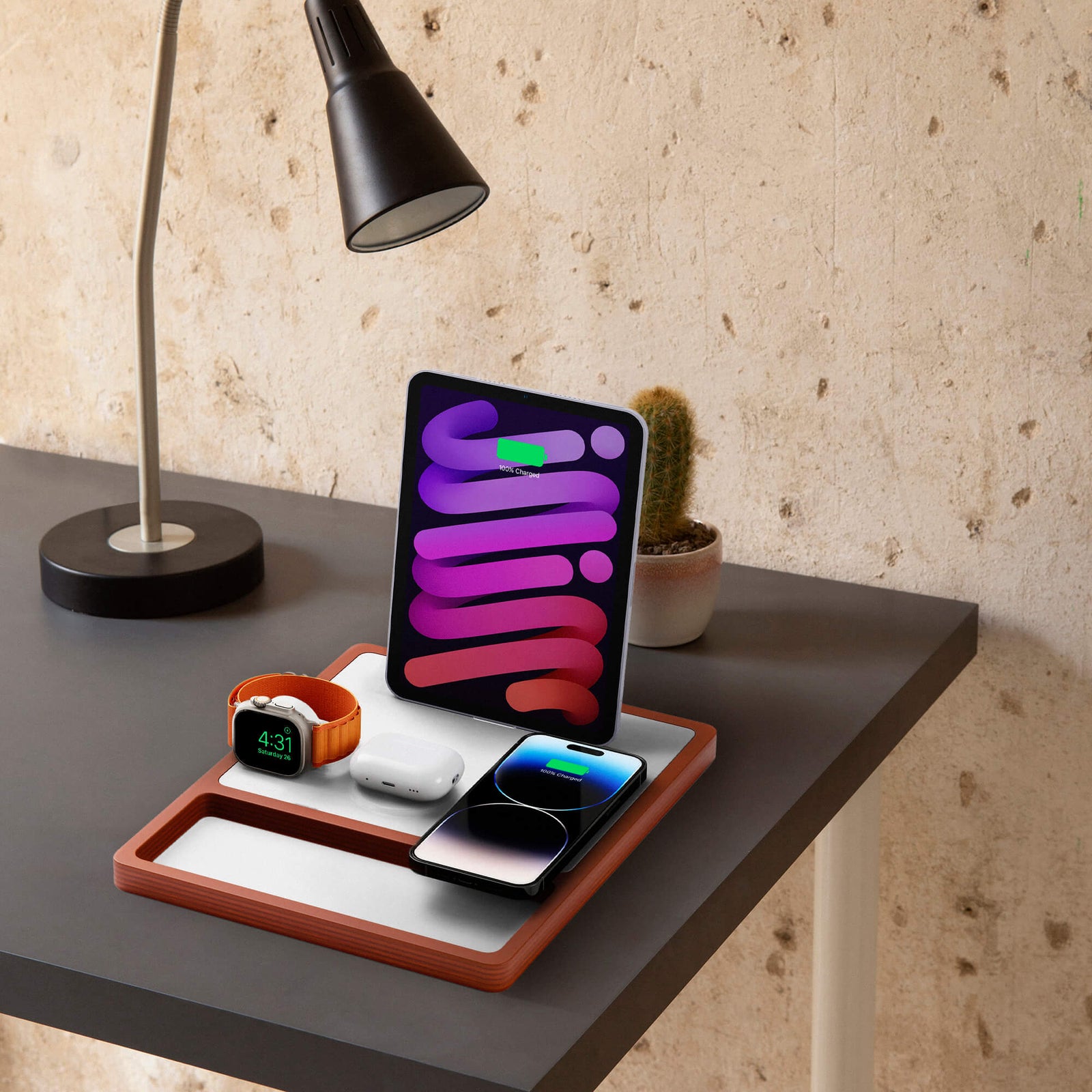 QUAD TRAY White - 4-in-1 MagSafe Oak Wireless Charger with iPad Stand ...